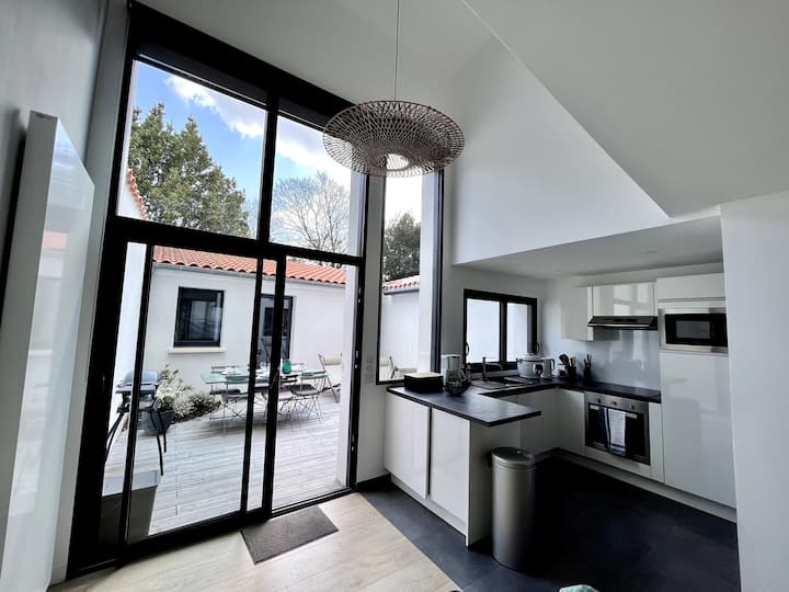 Spacieuse Maison Tout Confort Avec Terrasse+garage - ラ・ロシェル