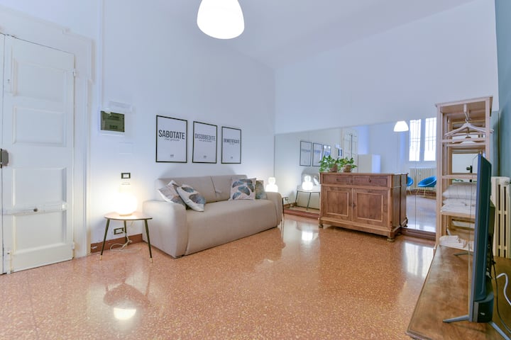 Charming Bolognese Flat In The Heart Of Bologna - Bolonia