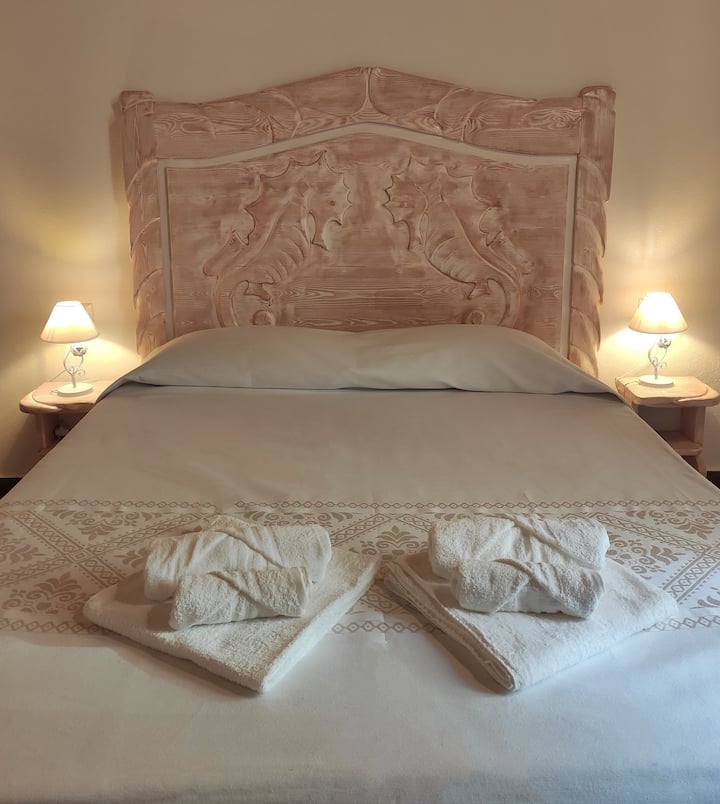 Regnos Altos Boutique Rooms Bosa   Family Rooms - Bosa