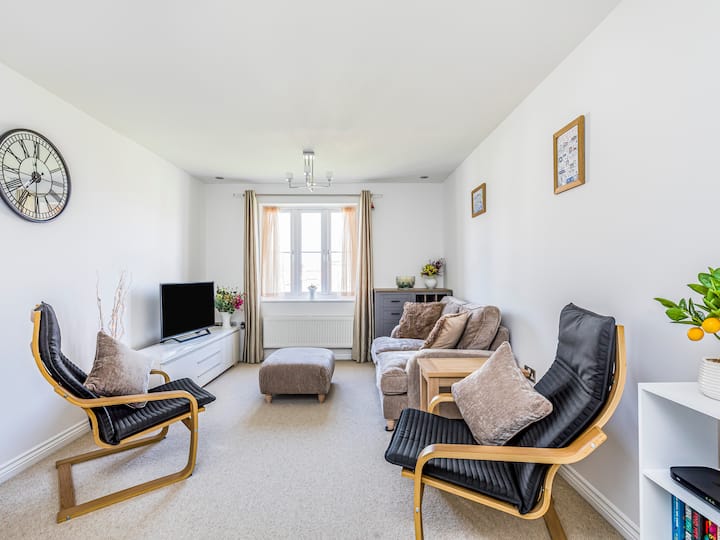 Whyke Haven * Modern Apartment W/private Parking - Chichester