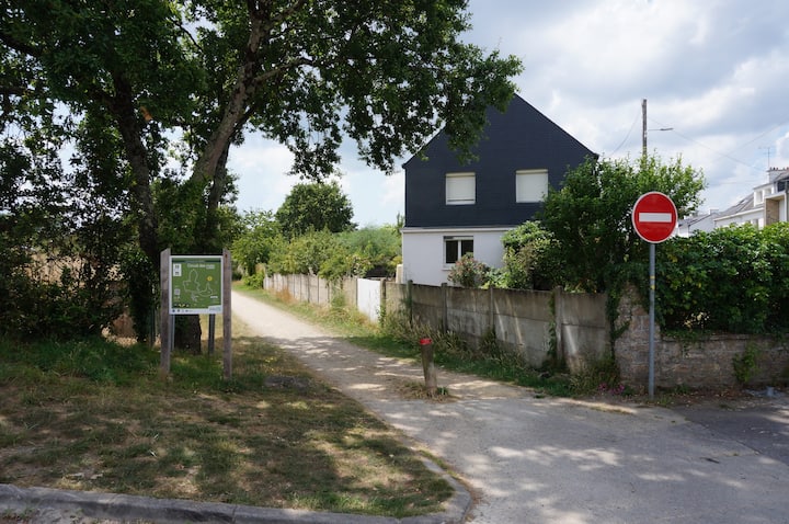 2 Chambres + Cuisine, Plage Et Centre-ville à Pied - Île d'Arz