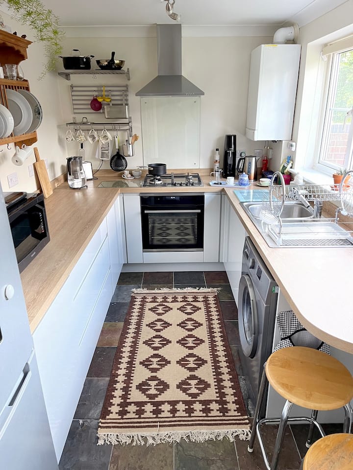 Lovely, Self-contained Apartment - Colchester