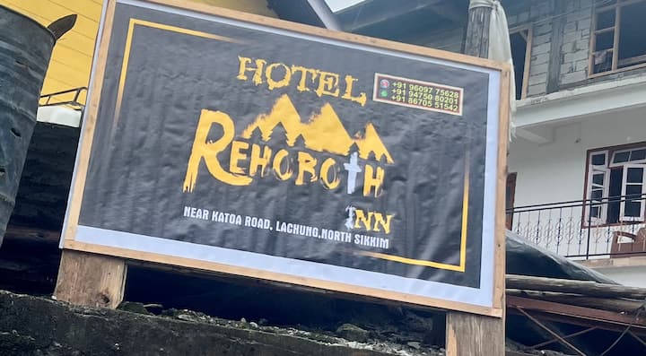 Hotel Rehoboth Inn
Katao Road - Lachung