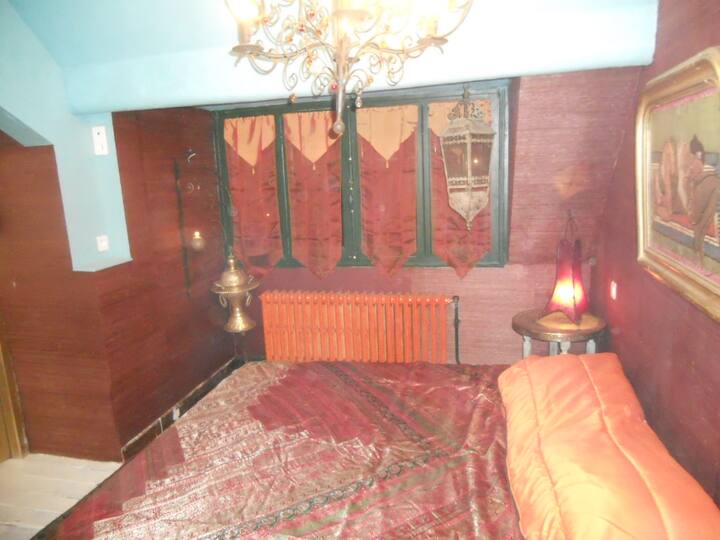 Chambre Kamasutra - Collonges-la-Rouge