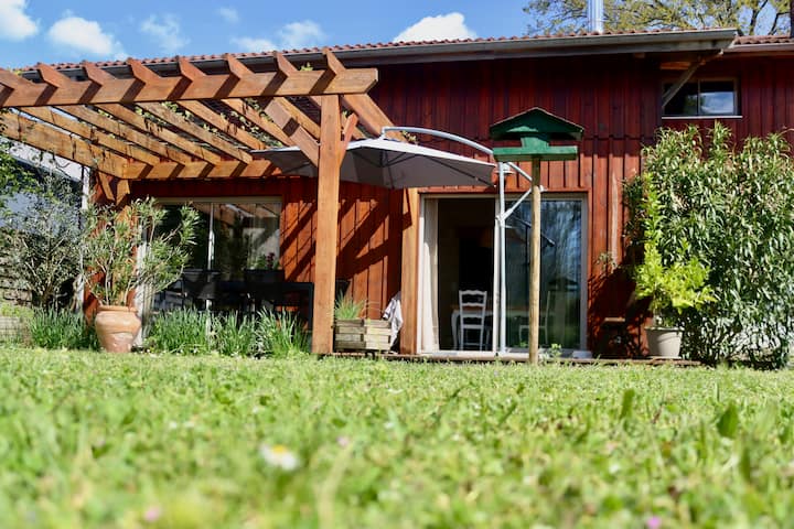 Maison Avec Jardin - Mios