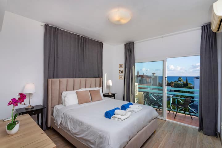 Palm Beach Apt By Trulycyprus - Limassol