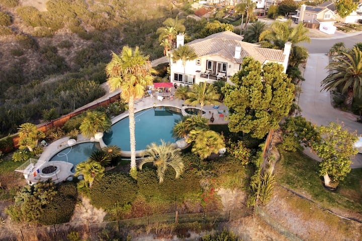 Private Master Suite With Balcony & Lagoon Views - Encinitas, CA