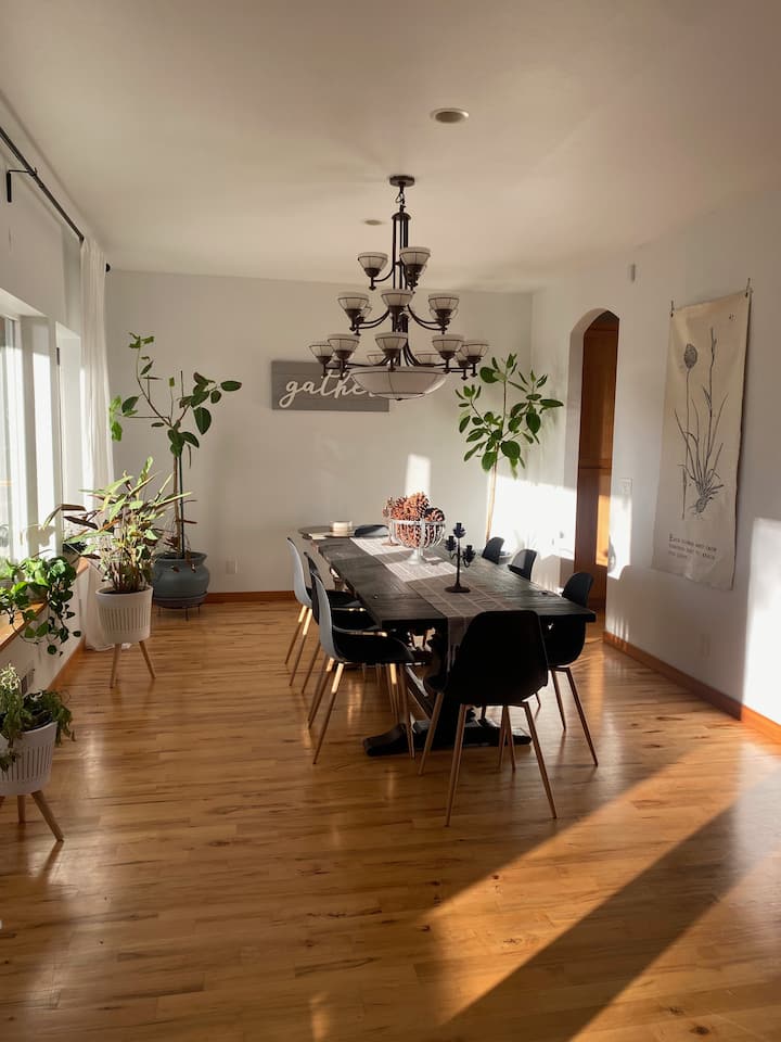 The Lookout Lodge - Everett, WA