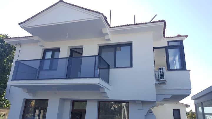 Cesmeholidayhomes 9 Balkonlu (2+1) - Çeşme