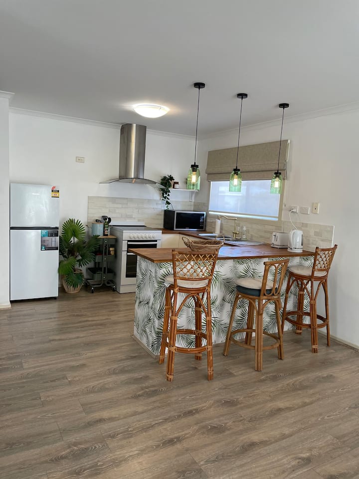 National Park Rd Cute And Cosy 2 Br
Beach House - Loch Sport
