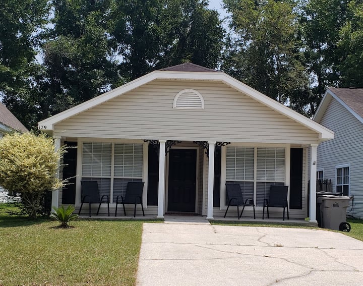 Cottage In Pensacola - University of West Florida, Pensacola