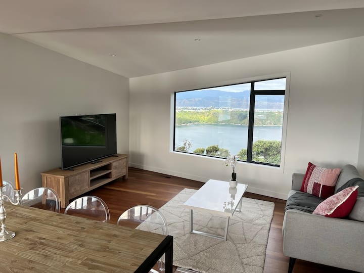 Roseneath Crown - Wellington