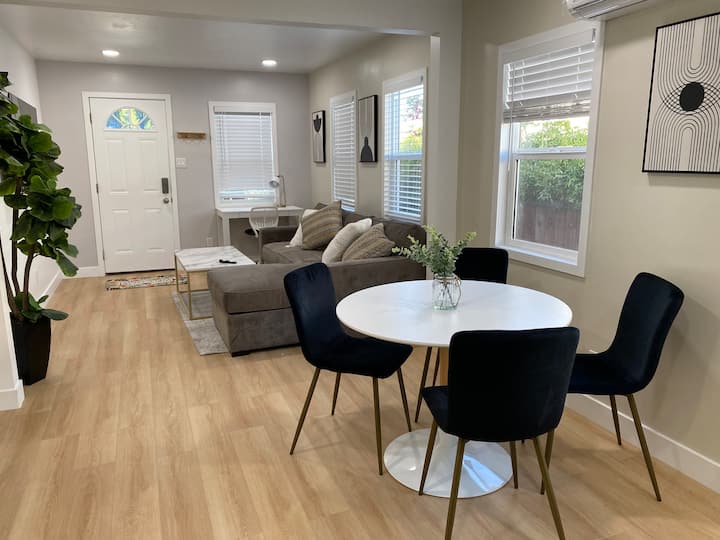 New Beautiful Tranquil Retreat: 2beds / 1bath! - トーランス, CA