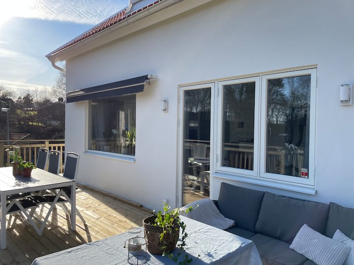 Villa Med Stor Altan Nära Badsjö - Lerum