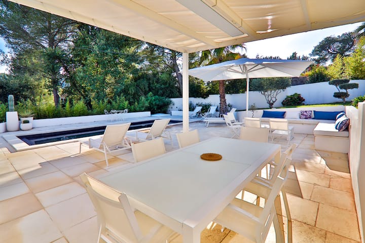 Très Belle Villa Pour 6 Personnes Avec Piscine - La Cadière-d'Azur