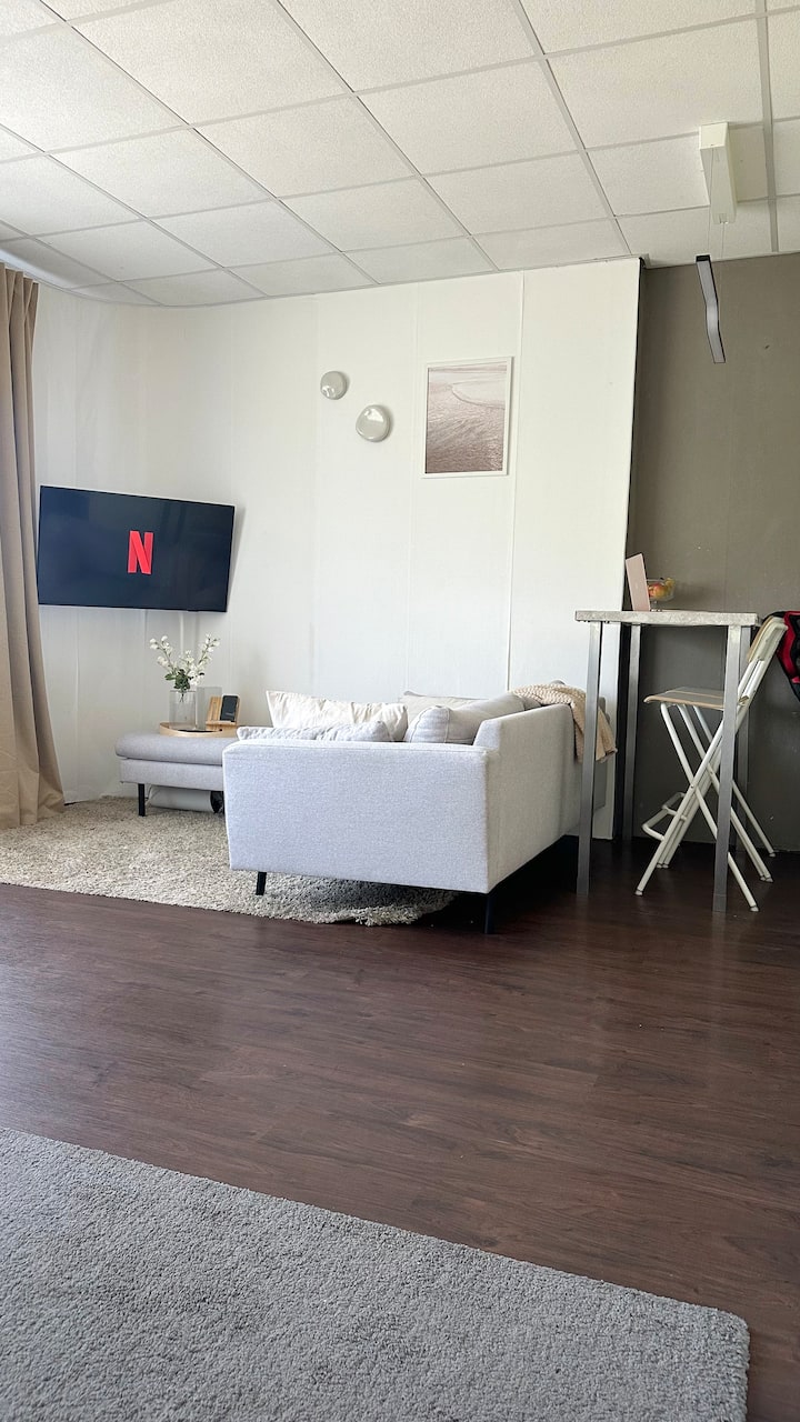 Comfy & Centrally Located Apt - Amsterdam Airport Schiphol (AMS)