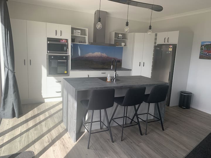 Home Away From Home - Ohakune