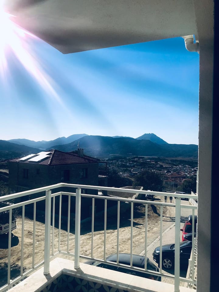 Merkezde 2+1 Temiz Aile Evi - Gökçeada