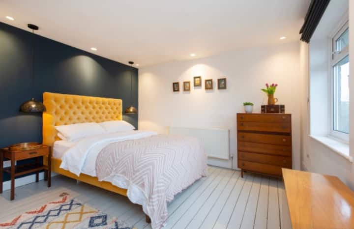 3 Bed Hse W/parking, Near To Tube Station & Shops - セントラル・ロンドン