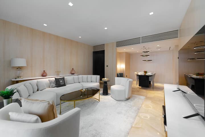 Glamourous Apt W/ Sea Views At Five Palm - Dubai