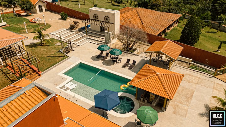 Belíssima E Confortável Casa C/ Piscina Aquecida - Brazil