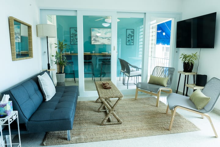 Cloudburst Beachfront Family Condo: 2br,ac Each Rm - Puerto Rico