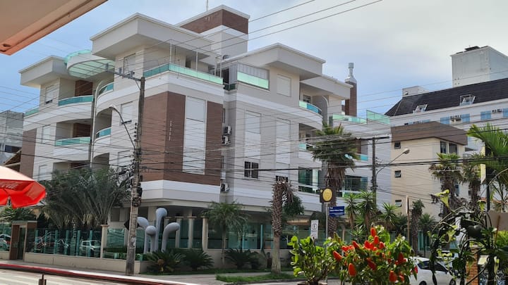 Canasvieiras Apto 2 Quartos A 100 Metros Da Praia - Florianópolis