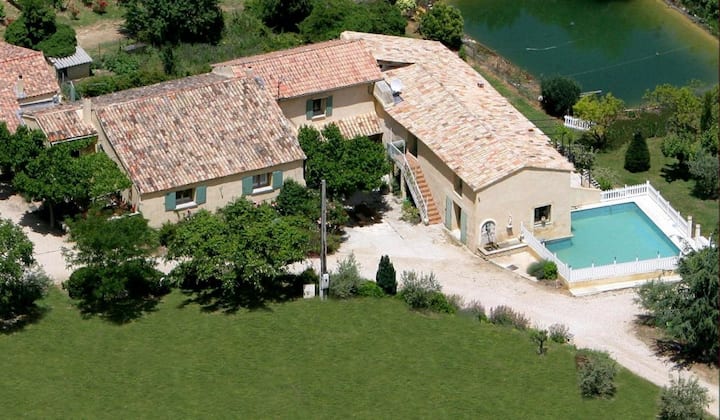 Gîtes à La Ferme - Le Mas De La Fontaine - Malaucène