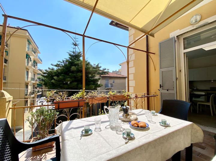 Hostdomus - Bilocale Da Patrizia - Noli