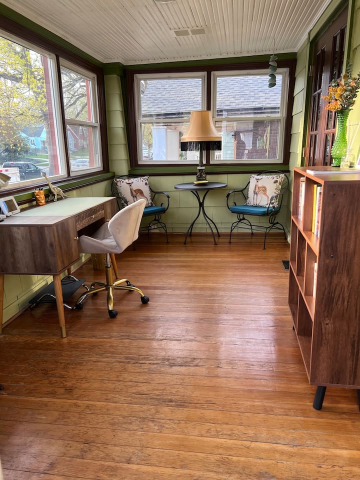 Welcome To Our Royal Oak Gem! - Royal Oak, MI