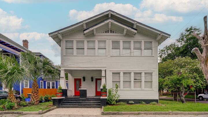Bright, Warm And Spacious Historic Home. - Jacksonville, FL