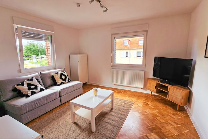 Casa Rossa - Apt - New Renovated - Close Frankfurt - Bad Homburg