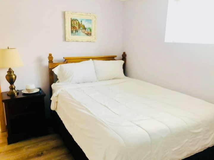 Cozy Basement Suite - Selkirk