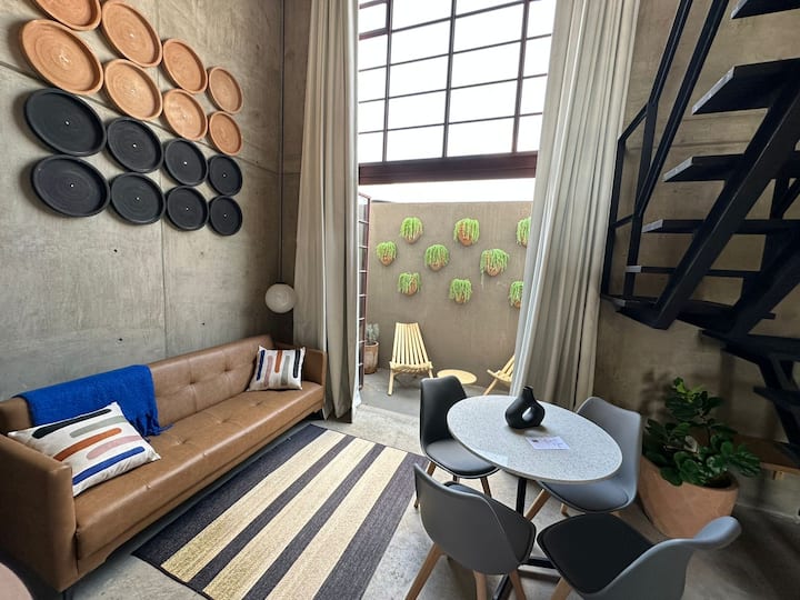 Cozy Loft In Americana-queen Size, A/c, Rooftop - Guadalajara