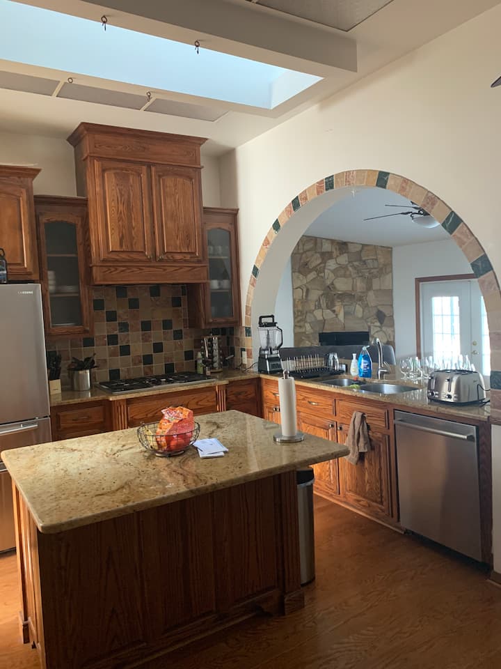 Private Room Near Space Center - Titusville, FL