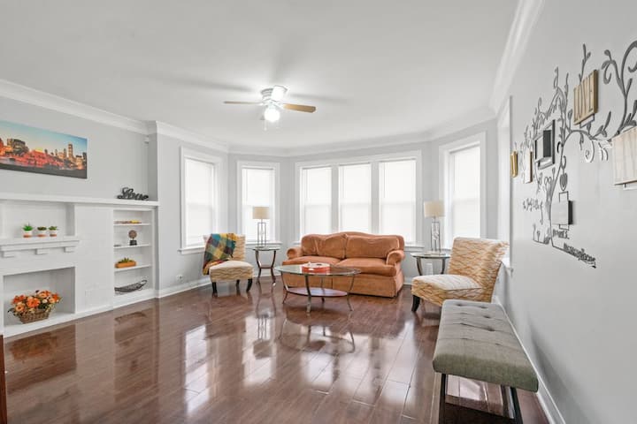 2 Br•420 & Pet Friendly•long/short Term•parking - Fernwood - Chicago