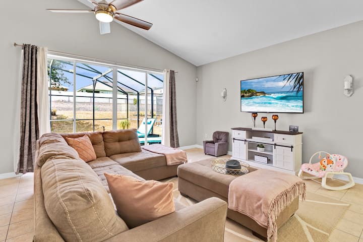 Charming & Affordable Disney Villa W/pool & Spa! - Davenport, FL