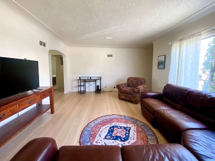 Pet Friendly Home Near Hospitals And Colleges - Billings, MT