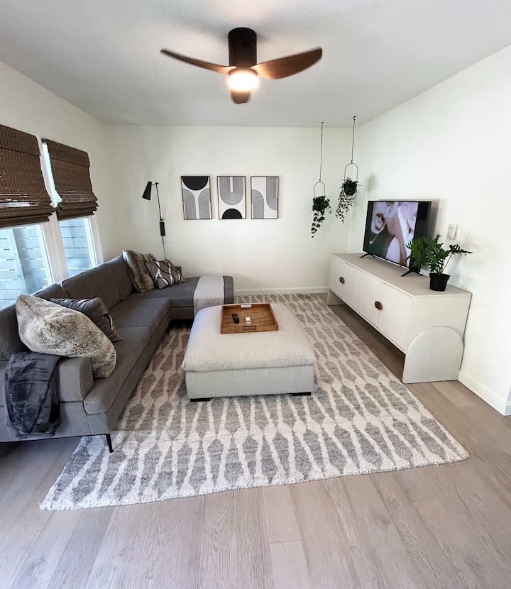 Blissful Bungalow W Private Yard Pet Friendly - Culver City