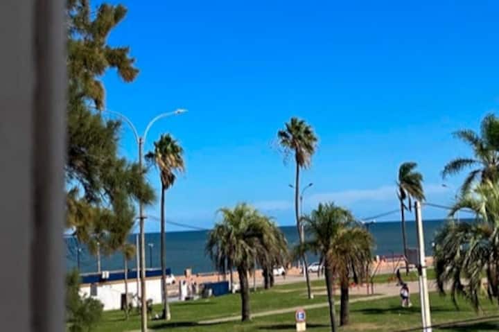 El Faro , Apartamento Con Espectacular Ubicación - Montevideo