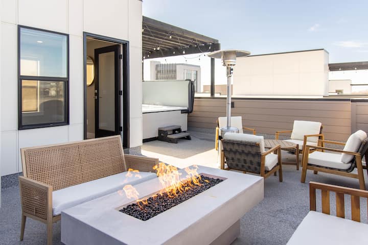 Stunning Downtown Provo Townhome W/private Hottub - 프로보