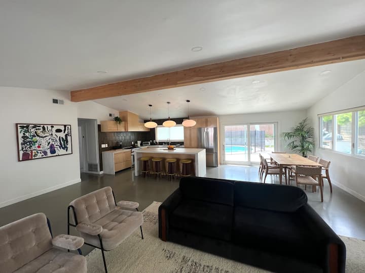 Luxury Costa Mesa Home With Pool Near Beach - Huntington Beach Pier