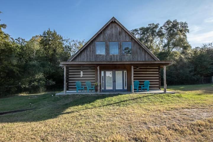 Saddle Creek Cabin 2 - Round Top, TX