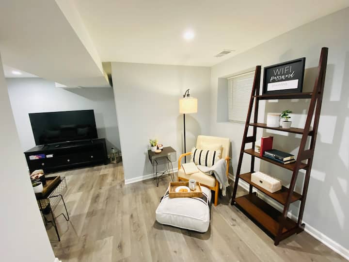 Comfortable 1br • Pet Friendly W/ Parking - Cicero, IL