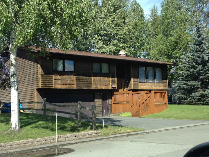 Wild Alaska & Gallery - U-med Private 3bdr Suite - Anchorage, AK