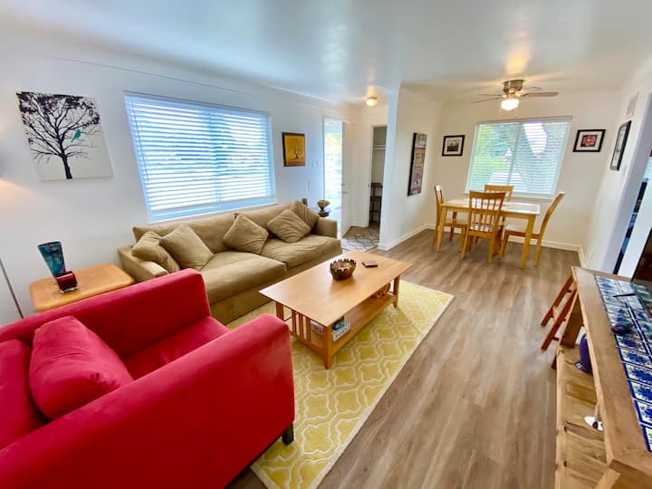 @Aloha Park Hill - 2-bedroom, 1-bath. Welcome! - Denver, CO