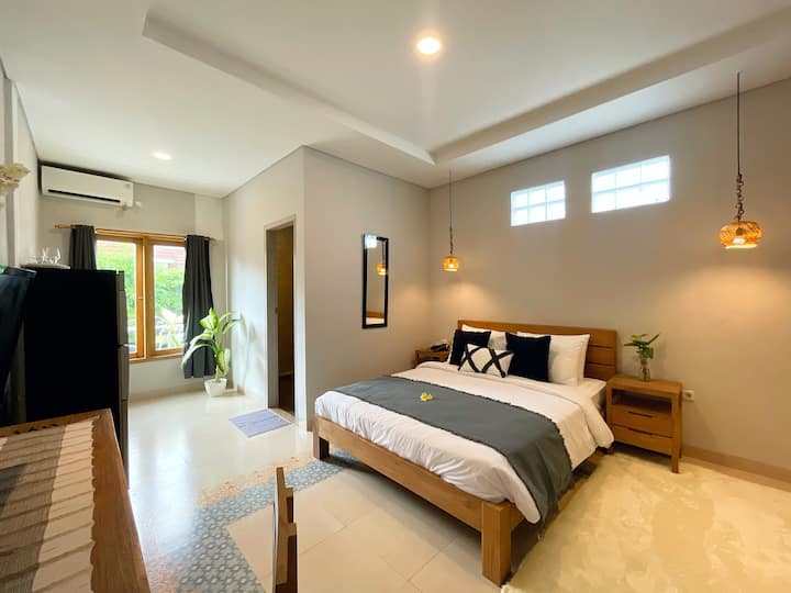 Kamar Arjuna - 8 Min Walk To Seminyak Beach - Kuta