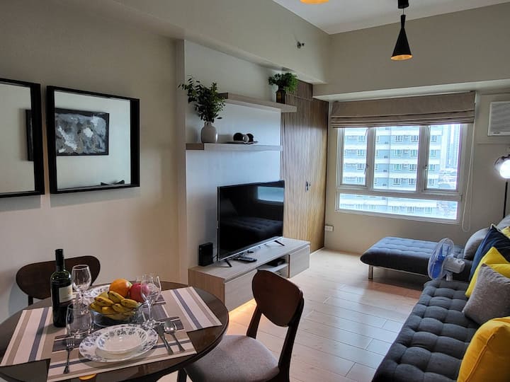 Clean Safe Cozy Serene 3br With Wifi In Makati - Makati