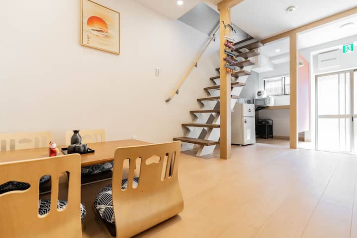 大阪景点通天阁榻榻米日式民宿『唯馨居』，地铁站 3 分钟，心斋桥难波圈内徒步可到达。 - 오사카시