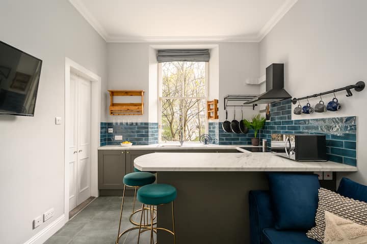Vibrant & Cosy Flat In Leith - Edinburgh